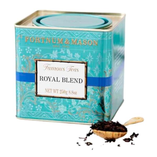 「商品情報」商品の説明フォートナム・アンド・メイソンの中でも、セイロン産のフラワリーペコの香りがモルティーなアッサムの香りを引き立てる伝統的なブレンドです。 1902 年にエドワード国王のためにブレンドされてから、その滑らかで蜂蜜のような風...