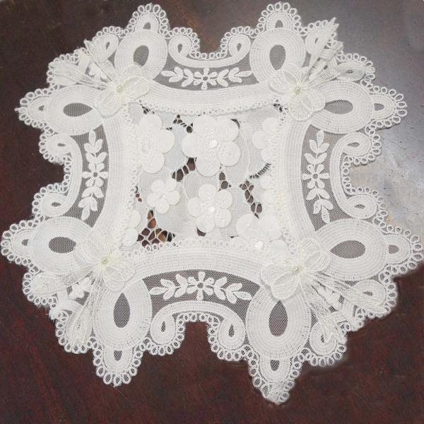 ■サイズ：約26×26ｃｍ■素　材：ポリエステル