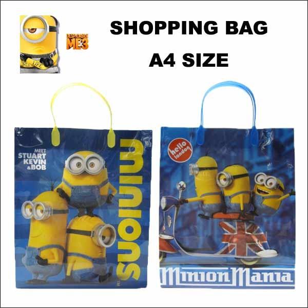 ミニオンのとってもかわいいショッピングバッグです。ツルツルとした硬めのビニール（クリアファイルの様な感じ）なのでシワにならず、雨の日でも繰り返し使えます。全2タイプからお選びください。凹凸があり、口が閉じるようになっているのですが、残念なが...