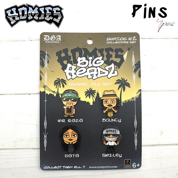 HOMIESのピンバッジセットです。バッグや帽子、洋服などに！これ一つでファッションのアクセントになります。他では手に入らない商品です！■サイズMR RAZA　縦：約4.5cm 横：約2.6cmBOUNCY　縦：約4.4cm 横：約3.2c...