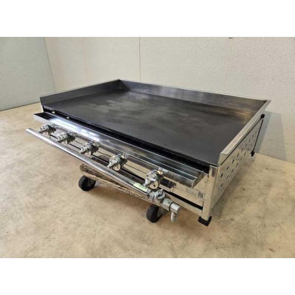 ■管理番号：1100000128991■メーカー：伊東金属■型番：TYS900DX■ガス種：都市ガス■ガス消費量：9,905kcal/h■ガス接続口：Φ13mmゴム管■能力：バーナー5本■外形寸法：W914 x D564+140x H270...