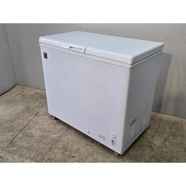 ■管理番号：1100000133050■メーカー：レマコム■型番：RRS-203NF■電源：単相100V■周波数：50/60Hz■消費電力：97/108W■温度帯：3温度切替タイプ　冷凍：-20〜-5℃　チルド：-5〜0℃　冷蔵：0〜8℃■...