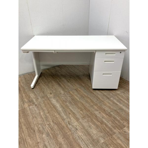 ■管理番号：1100000139113■メーカー：オフィスコム■外形寸法：W1400 x D700x H700mm■規格・仕様：付属品：     カギ付《仕様》     配線：配線2ヶ所     天板下引出：2ヶ所※上記は型番などから調べた...