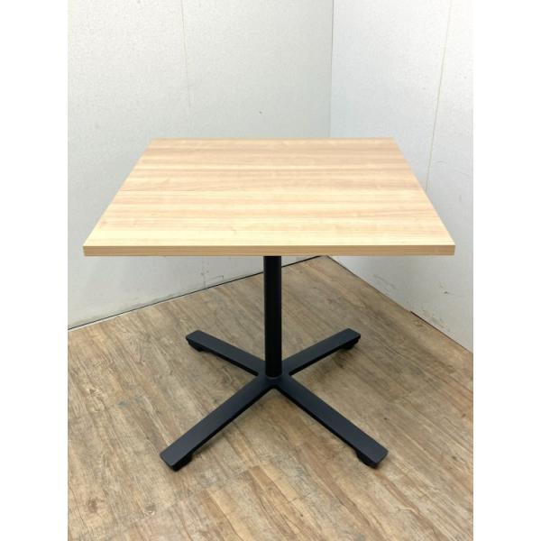 ■管理番号：1100000139532■メーカー：コクヨ■外形寸法：W750 x D750x H720mm■規格・仕様：《仕様》天板：角型/木目天板配線：無脚部：単柱脚/金属製(光沢無)/アジャスター脚※上記は型番などから調べたデータを抜粋...