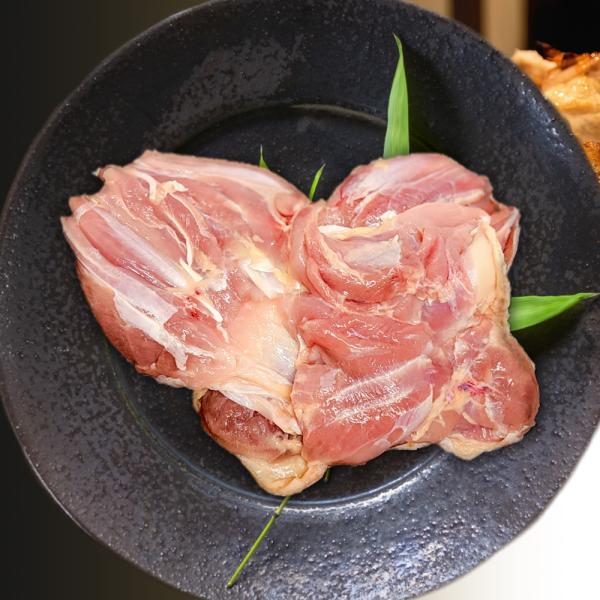 名古屋コーチン モモ肉 約１キロ 冷凍《　商品情報　》■原材料　　名古屋コーチン（もも）■賞味期限　発送時、賞味期限残日数60日 以上のものを出荷■発送形態　冷凍クール便（1袋 約1kg入）徹底した品質管理の中で手間ひまかけた自信作(1)一...