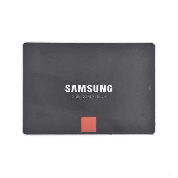 【商品名】SSD【商品状態】本商品は、実機から取り外した中古部品です。- 動作確認済み- 使用感あり【商品内容】- 本体：SSD- 付属品：なし（写真に写っているものが全て）【注意事項】- 修理・交換・再生用途向け部品です- 取り付けサポー...