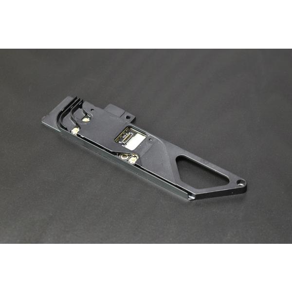 MacBook Pro 17 inch 2010 A1297 Bluetooth 無線 LAN カード ブラケット 818-1347 中古品■対応機種：Macbook Pro 17 2010年 A1297■対応ケーブル型番：821-0961...