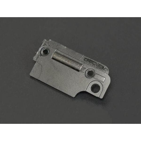 MacBook Pro 13-inch 2016 A1706  クラッチカバー 右側 ■対応機種 MacBook Pro 13 2016 A1706 中古品になりますので、使用感や傷等があります。写真は同機種の写真を流用しているため外観の状...