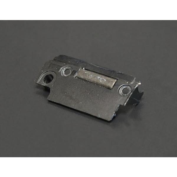 MacBook Pro 13-inch 2016 A1706  クラッチカバー 左側 ■対応機種 MacBook Pro 13 2016 A1706 中古品になりますので、使用感や傷等があります。写真は同機種の写真を流用しているため外観の状...