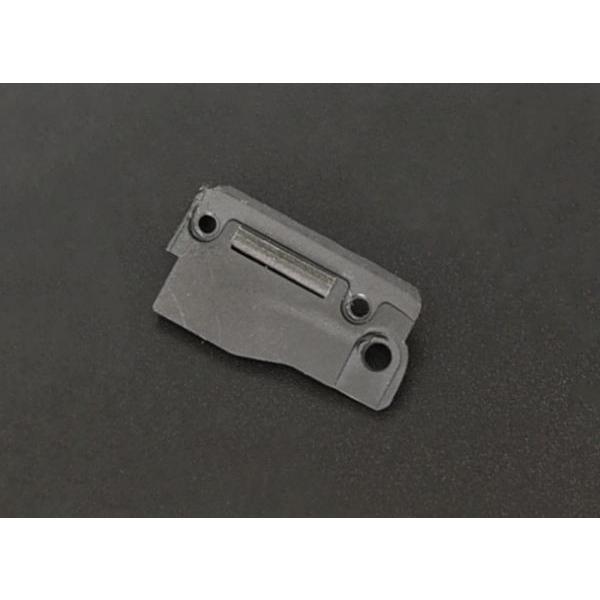 MacBook Pro 13-inch 2016 A1708  クラッチカバー 右側(R)  ■対応機種 MacBook Pro 13-inch 2016 A1708 中古品になりますので、使用感や傷等があります。写真は同機種の写真を流用し...