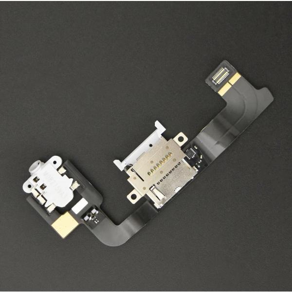 Microsoft Surface 3  マイクロソフト ヘッドフォンジャックSDカードリーダーケーブル 中古品Surface Pro 3のヘッドフォンジャックSDカードリーダーケーブルになります。中古品なので、使用感や小傷があります。