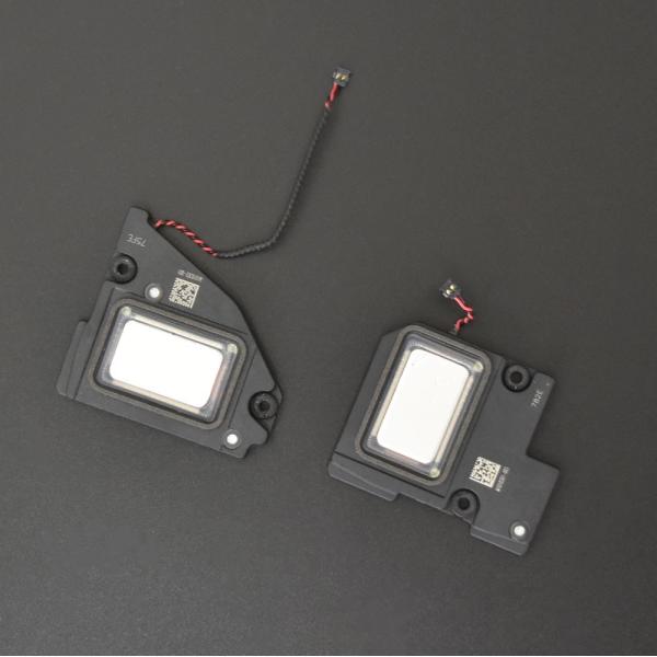 Microsoft Surface Laptop  左右スピーカー 中古品■対応機種Surface Laptopの左右スピーカーのセットになります。■中古品になりますので使用感や小傷等はあります。