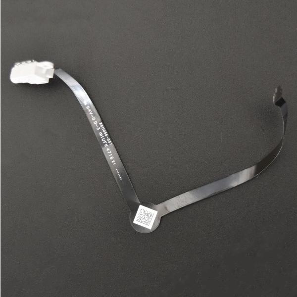 Microsoft Surface Pro 4  ヘッドセットジャック ケーブル 中古品Surface Pro 4のヘッドセットジャック ケーブルになります。中古品なので、使用感や小傷があります。