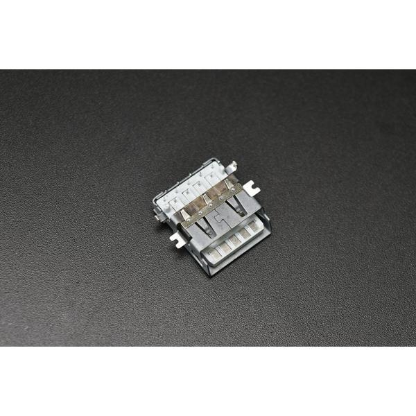 Microsoft Surface Pro 4　USBポート 中古品 1-202-11Surface Pro 4 1724 より取り外しました。中古品なので、使用感や小傷があります。サーフェスプロ　サーフェス　マイクロソフト