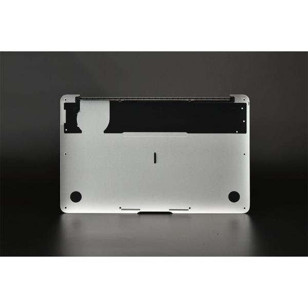 MacBook Air 11 inch Late 2010 A1370 EMC2393 ボトムケース 中古品 1-213-2対応機種 ■MacBook Air 11インチ 2010年 A1370 ■中古品になりますので、傷や使用感等があります。