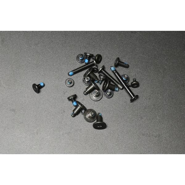 iMac 21.5 inch Late 2015 取り付け ネジ 一式 中古品 2-0117-8中古品になりますので使用感や小傷等があります。