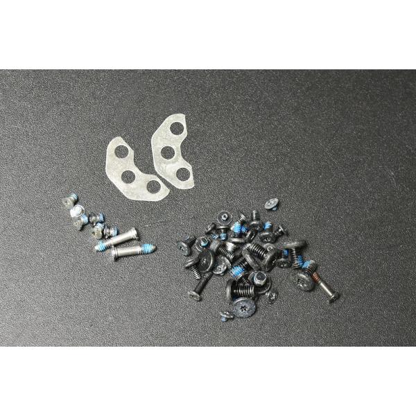 MacBook Air 13 inch 2010　A1369 ネジ ・ 留め具 一式 2-0212-4　中古品中古品なので使用感や小キズがあります。