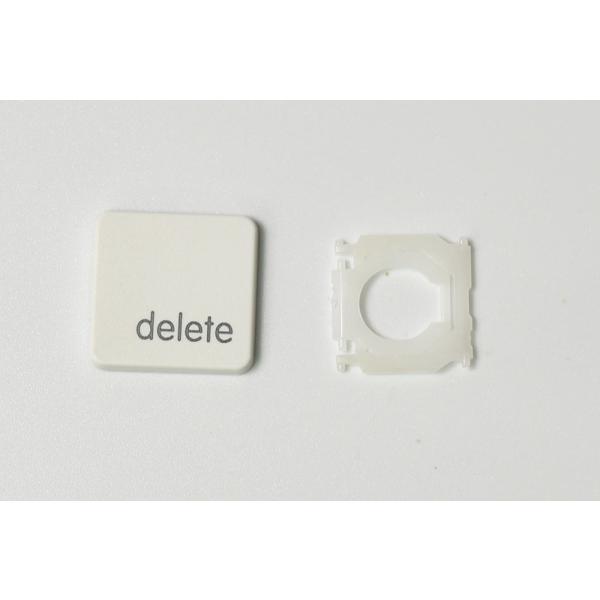 Apple Mac キーボード A1314 【 delete 】キートップのみ 9-1　中古品　１セット■対応機種Apple ワイヤレスキーボード　A1314 電池式中古品です。使用感や小キズ・黄ばみ等があります。製造ロットによってパンタグ...
