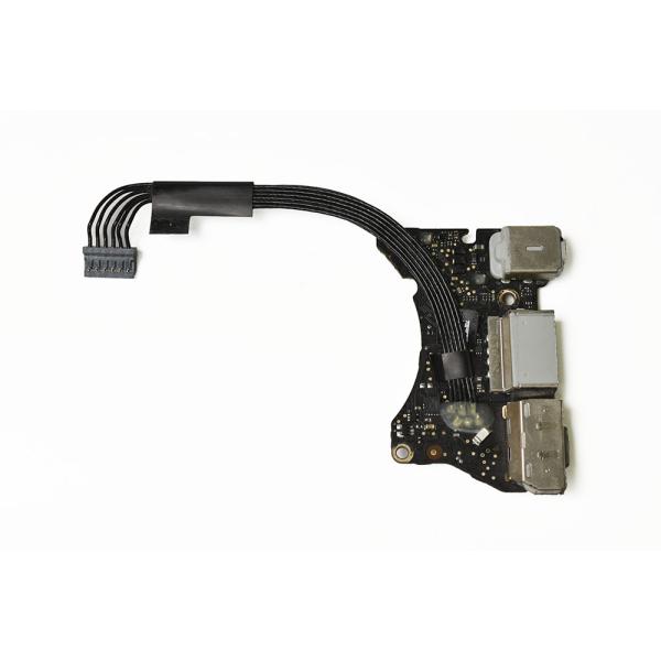 MacBook Air 11 inch Mid 2011 A1370 I/Oボード 820-3053-A 中古品 803-2■対応機種：MacBook Air 11 inch 2011年中古品なので使用感や小キズがあります。写真は同機種・同...