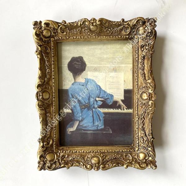 繊細でさりげない品の良さ。どなたにも好まれること間違いなしのデザインなのでプレゼント等にもおすすめです。    やわらかな色の組み合わせは、どんなライフスタイルにも優しく寄り添います。    間近で見ても本物の木材そっくりの樹脂製。    ...