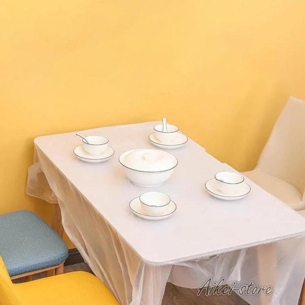 ■ 品名：使い捨てテーブルクロス■ 素材：ポリエチレン■ カラー：全2色■ サイズ：写真参考検索ワード：テーブルクロス 花柄 食卓カバー デスクマット 撥水加工 防水 撥油 北欧風 汚れ防止 傷防止 長方形 モダン おしゃれ 大人気 テーブ...