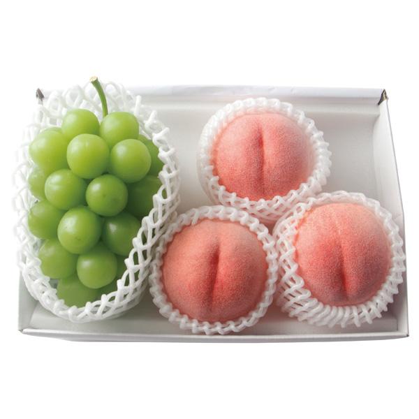 出荷日：7月11日から8月5日●セット内容：山梨県産または長野県産 シャインマスカット 約450g、和歌山県産または山梨県産または福島県産 桃 約250g×3玉●冷蔵便●のし下名入れ不可●二重包装不可●着日指定不可