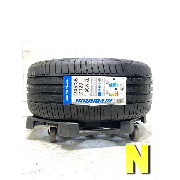 ◆商品情報◆ 管理番号：S20260210029タイヤ：【新品】　 WIN RUN R330サイズ：245/35R20　残り溝：センター部 約7.1　mm製造年：2024年製状態：　　　　　新品未使用、ラベル付き。装着参考車種：他※適合確認...