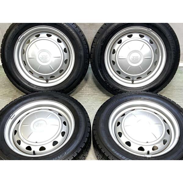 フィットに！　◆商品情報◆ 管理番号：W14260124144 タイヤ：【中古】グッドイヤー アイスナビ 7　サイズ：175/65R14　　残り溝：センター部 約6.9/5.8/6.7/7.0　mm 製造年：2022年製・2022年製・20...