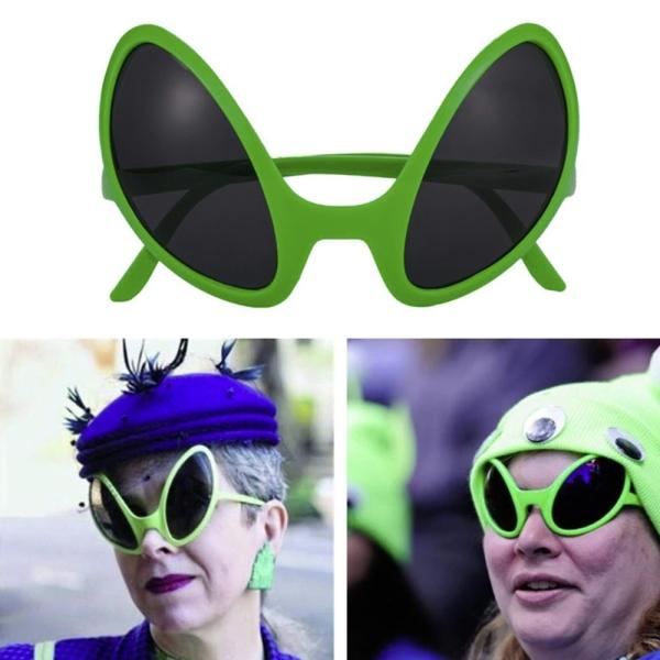 サイズ 縦約7cm×横幅約13.5cm×フレーム長さ約13.5cm重量 約25g材質 プラスチック宴会要員。それはどのグループにもきっと一人はいる芸達者な人気者！定番宴会から、度肝を抜くマニアックな宴会まで大活躍。変装メガネは、手軽な仮装で...