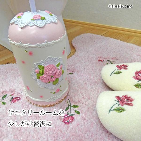 サニタリールーム、少しだけ贅沢に変えてみませんか？・繊細なレース模様に、丁寧に仕上げた立体的なバラのモチーフこのポットがあるだけで華やかで品格のある空間に生まれ変わります。・陶器より耐久性のあるポリレジン製見た目は陶器に見えるので高級感があ...