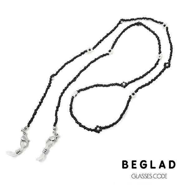 メガネチェーン グラスコード上品な輝きで女性らしさが一気に加速【BEGLAD　ビグラッド】メガネに取り付けたままでOK。掛け外しの煩わしさを軽減しながら、おしゃれなアクセントをプラスできるグラスコードです。洗練されたデザインが、カジュアルな...
