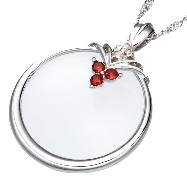 ブレストルーペ　ペンダント型ルーペちょっとしたものを見るときに便利♪ガーネットを配したアクセサリー感覚でつけられる、おしゃれなブレストルーペ。ペンダント型ルーペと同様に、首から下げて使うルーペです。お出かけ先などでサッと使うことが出来て便利...