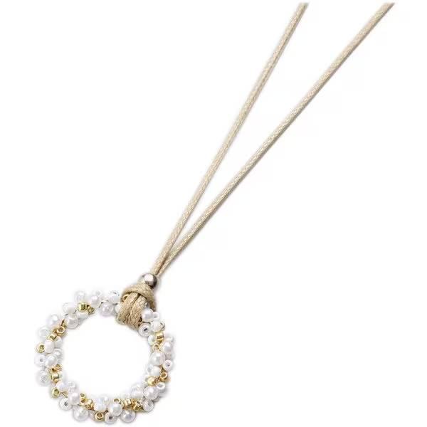 グラスホルダー　眼鏡ホルダー【ネックレスタイプ】メガネを首にかけて持ち歩けるネックレスタイプのアイテムです。置き忘れを防げて、アクセサリーとしても楽しめますよ♪日常生活や、お仕事にも便利にお使いいただけます。☆*゜。:.プレゼントにもおすす...