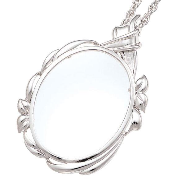 ペンダント型ルーペちょっとしたものを見るときに便利♪アクセサリー感覚でつけられる、おしゃれなルーペ。首から下げて使うルーペです。お出かけ先などでサッと使うことが出来て便利！誕生日や記念日、敬老の日のプレゼントにもおすすめ！ラッピング無料サー...