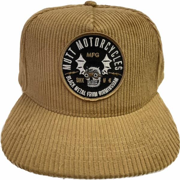 MUTT MOTORCYCLES APPAREL 0121 TRUCKER CAP 【カラー】TAN【サイズ】FREEバックのスナップで調節出来ます。商品説明  手に入りやすくて気軽に乗れて、それでいて大型の旧車と同じようなスタイルとサウン...