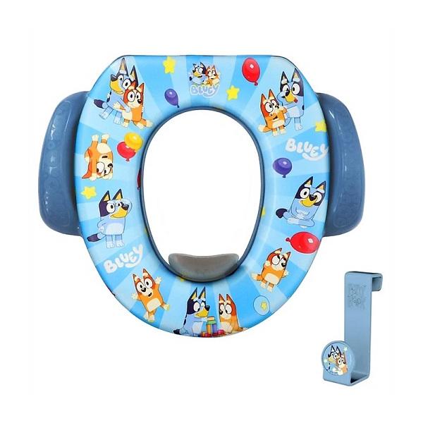 【Bluey】 ブルーイ 補助便座 ・ほとんどのトイレにフィット：　ほとんどのレギュラーシートにしっかりとフィットします。・簡単なグリップハンドル　トイレトレーニング中に自信を深めるのに役立つ、お子様に追加の　セキュリティと安定性を提供しま...