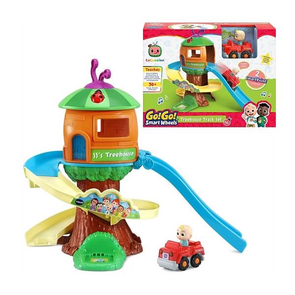 【Cocomelon/ココメロン】VTech ココメロン Go！Go！スマートウィール ツリーハウス・JJ トラックセットJJの頭をなでると、JJの声や、お子さまが学んでいる言葉を補強するショー「CoComelon」の歌が聞こえてきます。（...