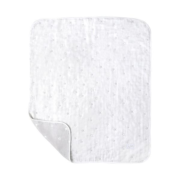 6重に重ねたガーゼは、空気の層を作り温度を保つことができるため、冬でもあたたかです。通気性、速乾性が高いので、汗を吸ってもすぐ乾きムレません。ホワイトとシルバーのやさしい色合いに小さな星がちりばめられたシンプルなデザインです。【メーカー】フ...