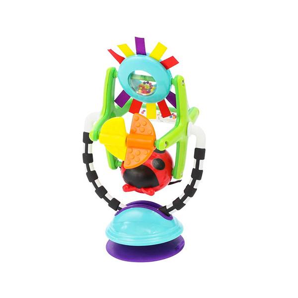 小児科医、幼児発達の専門家などのスペシャリストと一緒に作ったおもちゃ、サッシー。はっきりした色使い、いろいろな手ざわりやしかけが、赤ちゃんの興味を引きつけます。●赤ちゃんの目の前に固定して、くるくる回してあげましょう●回るたびに愉快な音楽が...