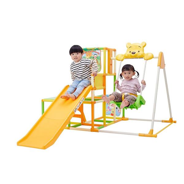 くまのプーさんと森の仲間たちのデザインが可愛らしい、1台4役のジャングルジム。お部屋の中はいつも公園気分！ジム+ブランコ+すべり台そして鉄棒が、これ1台で楽しめて折りたたんで収納できるコンパクト設計です。【ブランド】野中製作所 WORLD【...