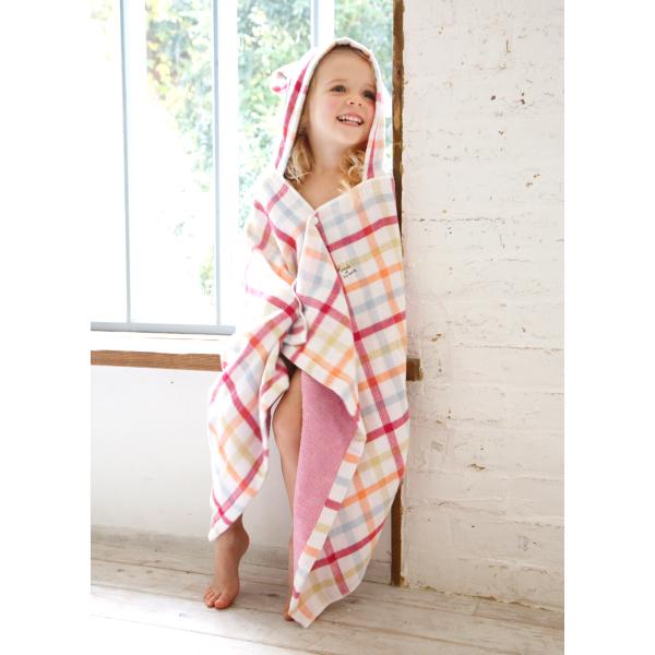 サイズ：60×120cm(フード部分除く）素材：綿100％大きなマドラスチェックを爽やかな配色で表現した片面がガーゼ、もう片面がパイルのタオルです。表面のガーゼ部分にはふんわりとした起毛をかけたことで、通常のガーゼより肌あたりがやさしい生地...