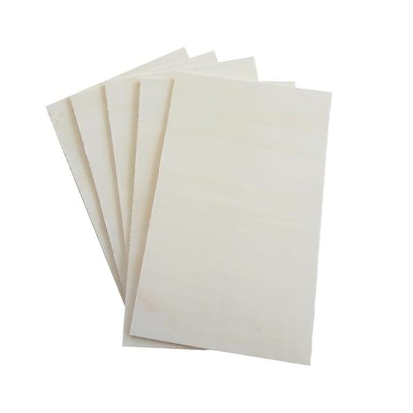 ?サイズ30cm×25cm×0.3cm・?材質加工しやすいシナベニア