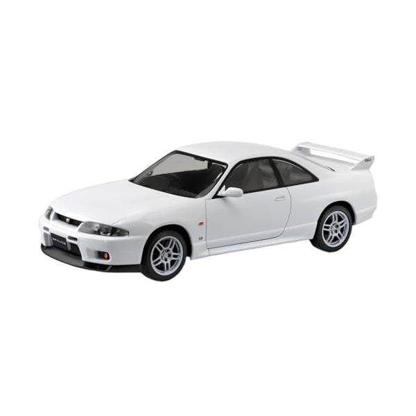 リアル成型色/5.6 cm x 14.6 cm x 4.3 cm/21-WH・パッケージ個数:1・組み立て塗装が必要なプラモデル。別途、工具等が必要。・1/32スケール色分け済みプラスチック組み立てキット・R33型 GT-Rを最高のフォルム...