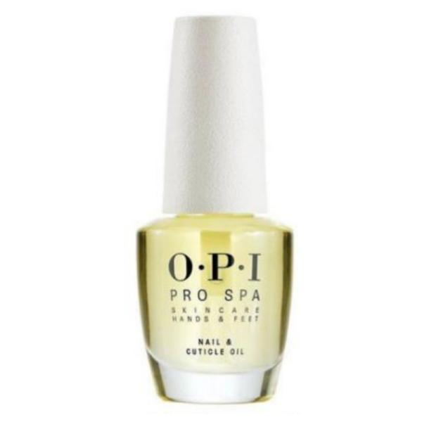 保湿力の優れたグレープシード、ククイナッツ、サンフラワーオイルが指先に素早く馴染み、乾燥から守ります。オーピーアイ独自の複合保湿成分アボカド リピッド コンプレックスに加え、伸びの良いクプアスバターで必要な保湿成分を補い、ホワイトティエキス...