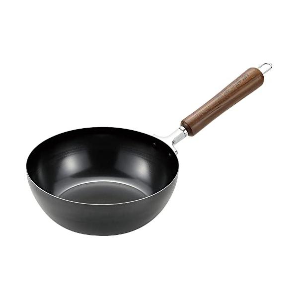 便利な木柄いため鍋。
