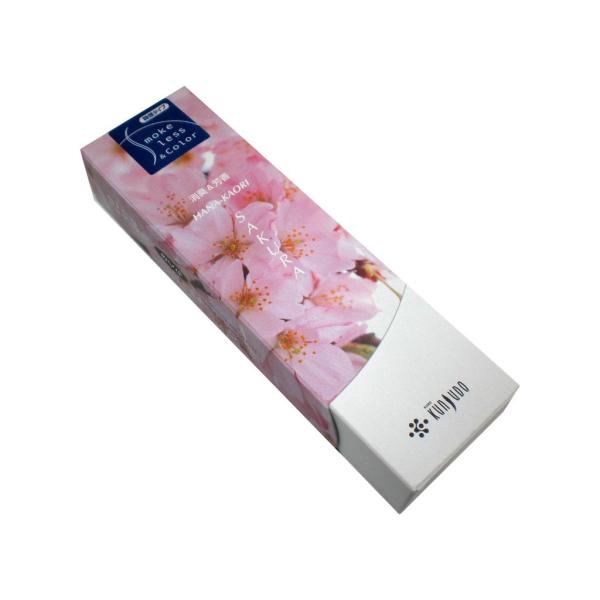 【商品概要】内容量(外装込):約40g(約100本)サイズ(長さ):14(cm)サイズ(外装):45*155*20(mm)気になるニオイを消しながら、やさしい花の香りが漂います。カラフルな色合いで煙の出ない、カラースモークレスタイプ。【商品...