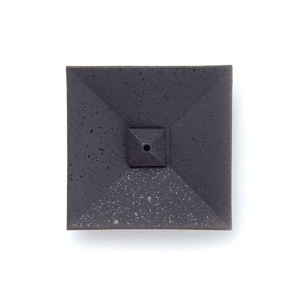 【商品概要】商品サイズ (幅×奥行×高さ) :105mm×105mm×25mm原産国:日本内容量:1個材質:鋳物【商品説明】【商品詳細】ブランド：日本香堂(Nippon Kodo)商品種別：ホーム＆キッチン商品名：日本香堂(Nippon K...