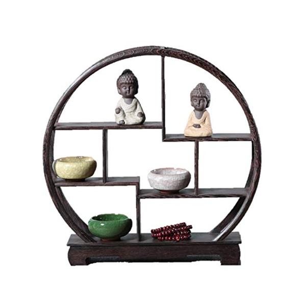 【商品概要】古民家や和室、中国風の空間にピッタリなアンティーク調の木製 飾り棚です。中国の伝統的な、骨董品などを飾ったりするためのお洒落でアンティークな小物置きです。中国茶を楽しむための雰囲気づくりには最適な一品です。中国文化を身近に感じた...