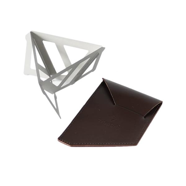 【商品概要】サイズ：103mm×69mm×0.9mm容量：1.5cup重量：23g素材：ステンレススチール付属品：レザーケース【商品説明】【商品詳細】ブランド：IPPINKA商品種別：ホーム＆キッチン商品名：IPPINKA ミュニーク(Mu...