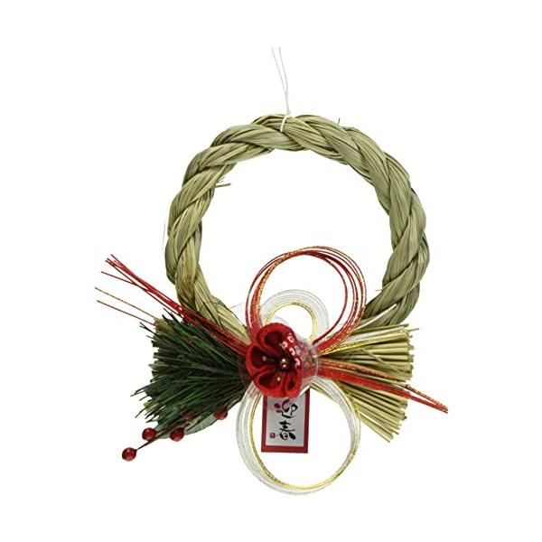 【商品概要】サイズ：約縦21.0×横23.0×厚5.5cm素材：本体／水草・針金、水引・札／紙、南天／発泡スチロール、葉／ポリエステル、布／レーヨンちりめん、フック／ポリプロピレン和モダン飾りです。昔より髪飾りに使われるつまみ細工の花飾りを...